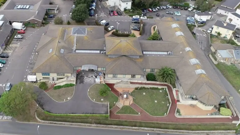 Contract to build Jersey General Hospital signed