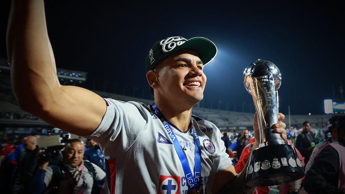 Cruz Azul pone contra las cuerdas al Toro Fernández: la millonaria ...