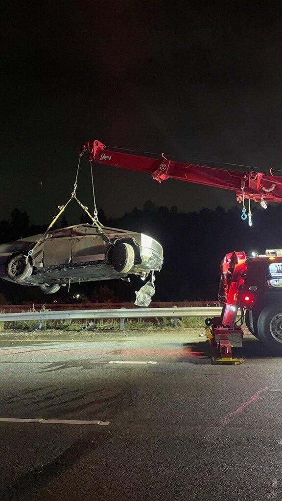 2K gallons of water used after Tesla Cybertruck crashes, sets fire ...