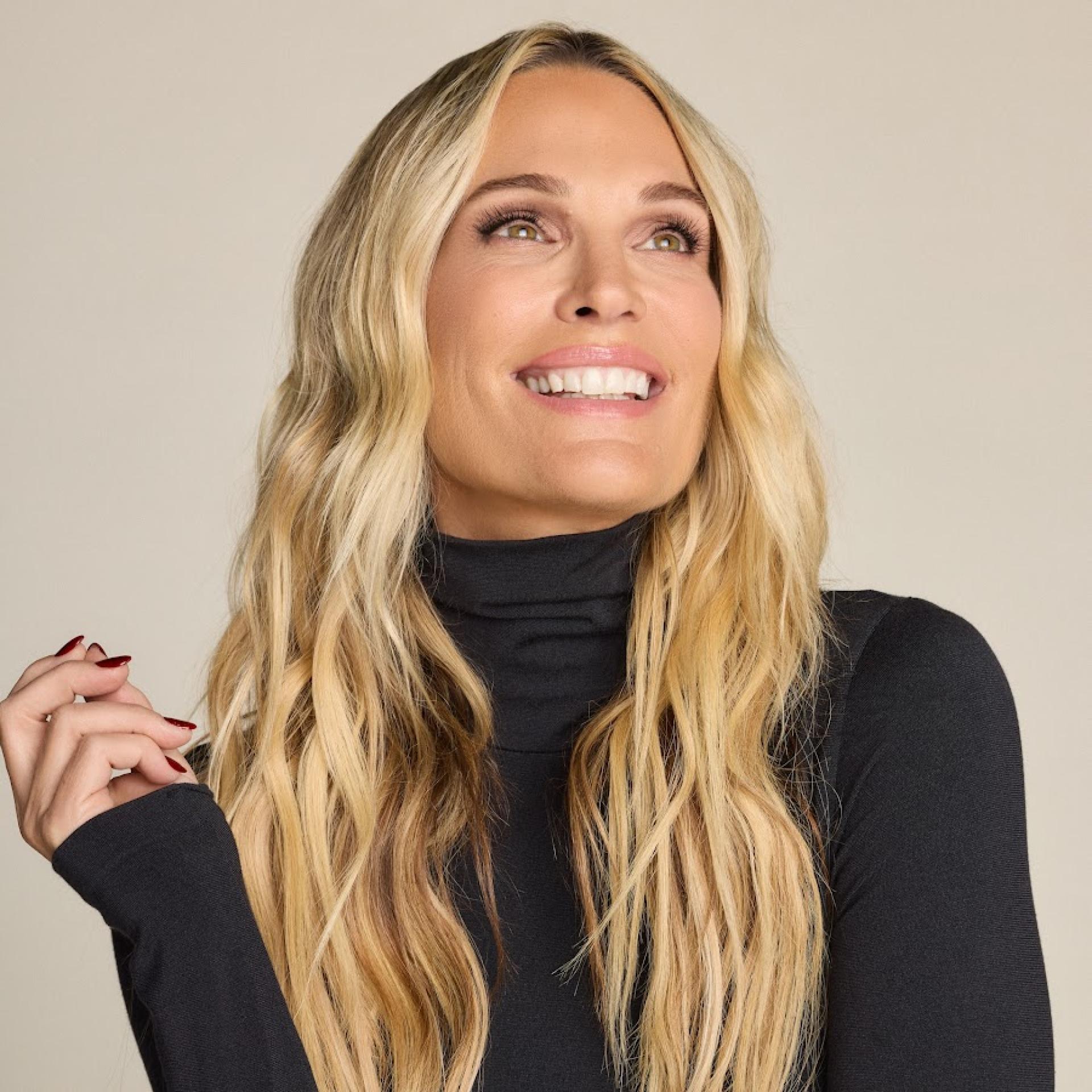 Molly Sims opens up about freezing embryos at 37