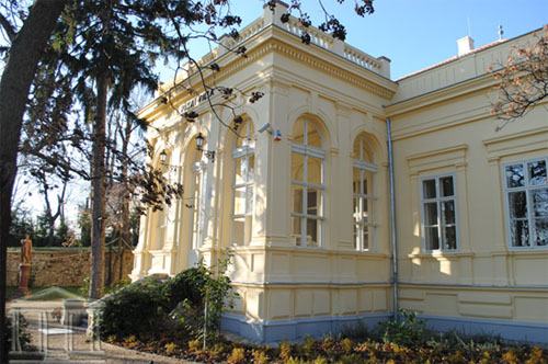 Jókai kedvenc balatoni városában született az arany ember