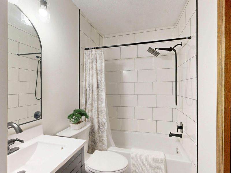 Designers warn these 13 bathroom trends won’t age well in 2026
