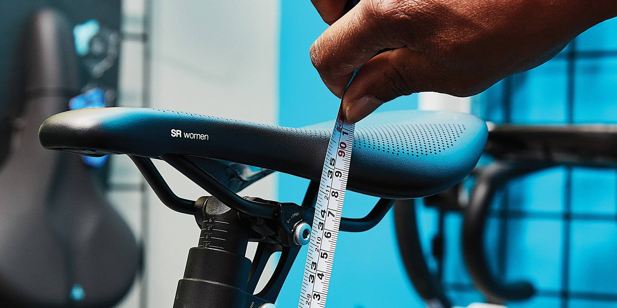 Think your saddle is too low? Here’s what cyclists usually notice first