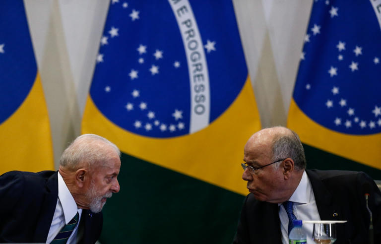 Vídeo: Mauro Vieira diz que representante de Trump o procurou para ...