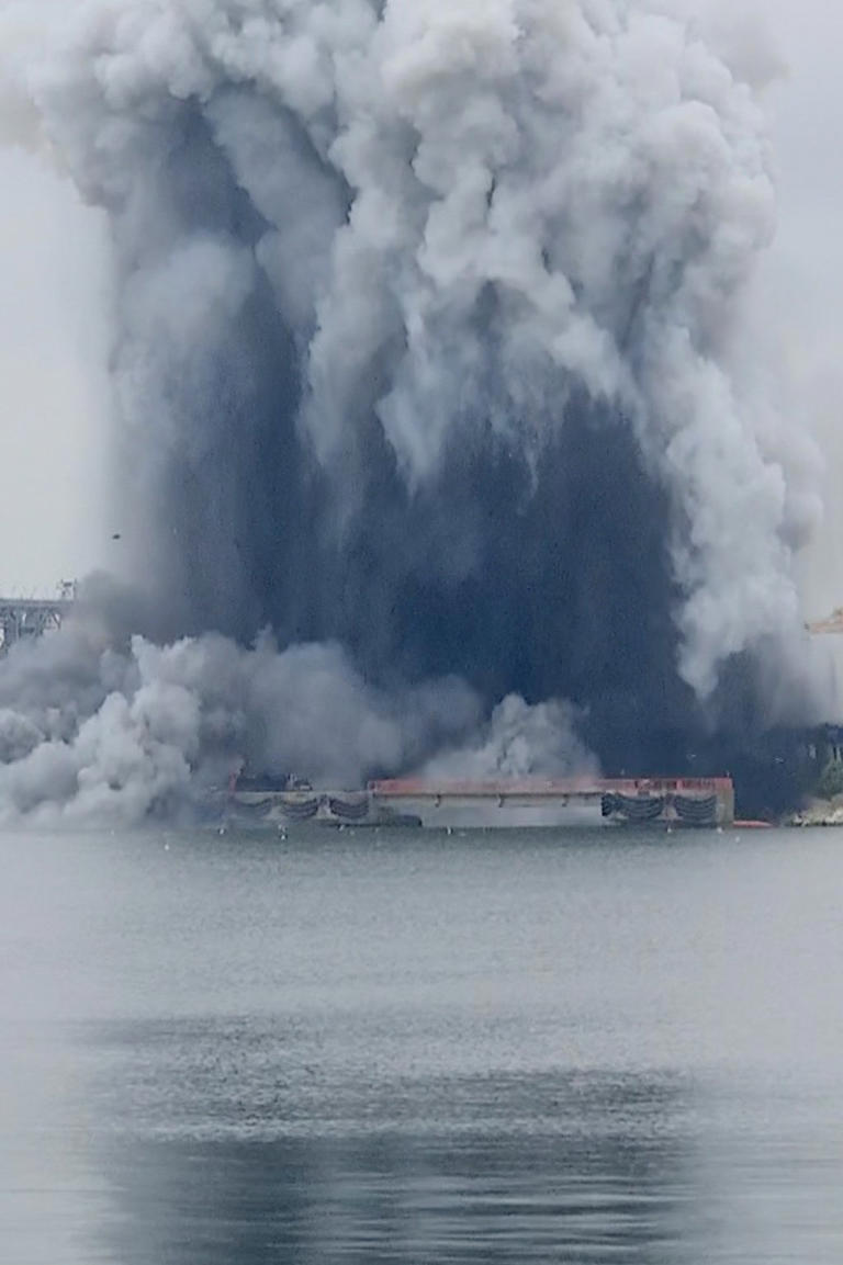 Maritime drone being used in Ukraine war explodes at a Romanian Black ...