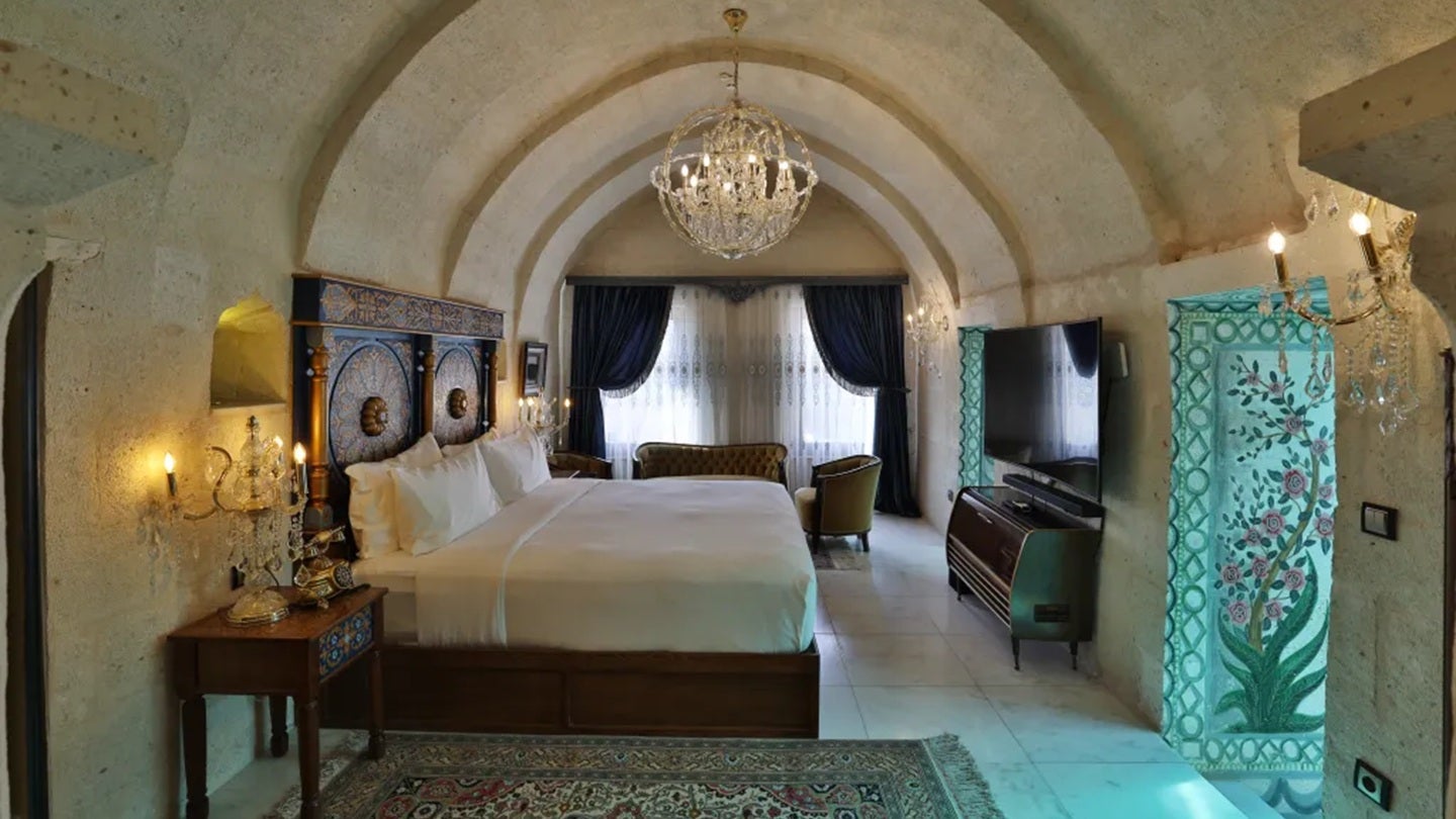 Hilton opens first Curio Collection cave hotel in Türkiye
