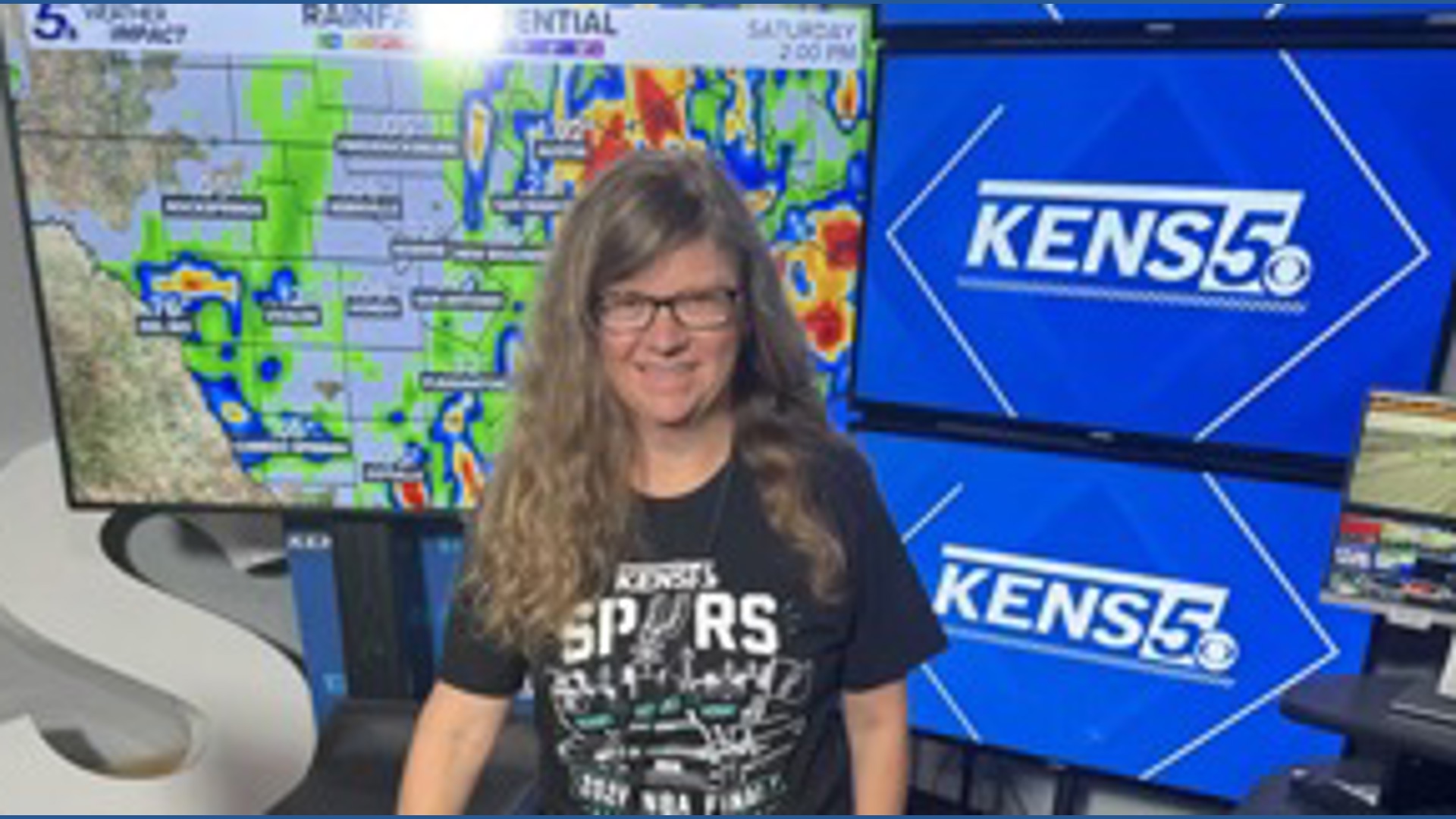 KENS 5 team reps new Spurs swag ahead of Game 2 of the NBA Finals