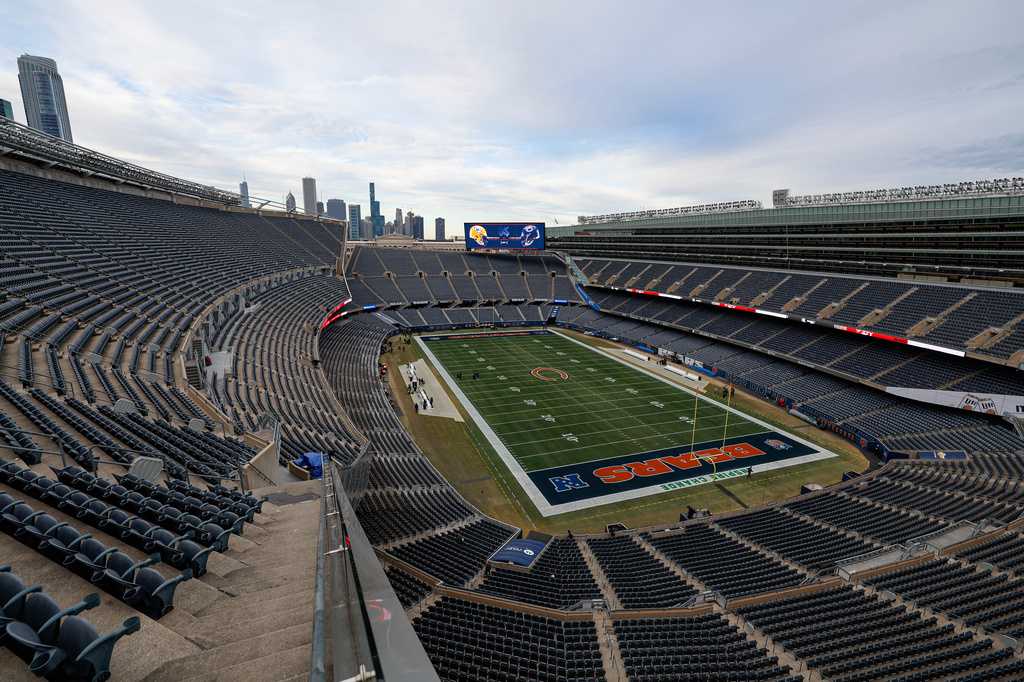 Chicago Bears advance stadium development project in Indiana