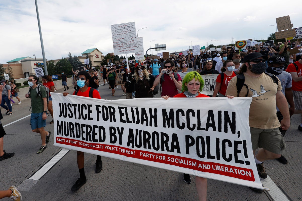 What to know about new trials ordered for two paramedics in the death ...