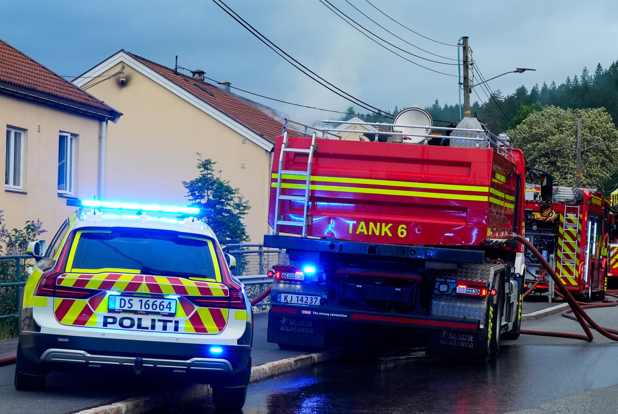 Boligbrann på Grorud i Oslo: – Åpne flammer