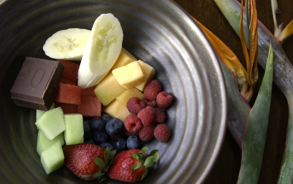 Media outlets spotlight fruit and protein snacks for summer