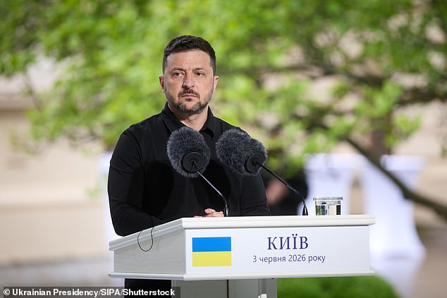 Putin refuses to meet with Zelensky and says there's no point in face ...