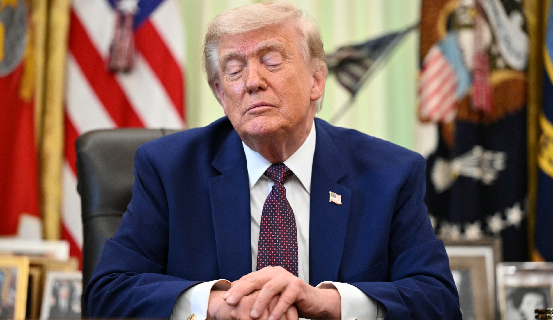 Trump’s week of limited public appearances ended with a moment that ...