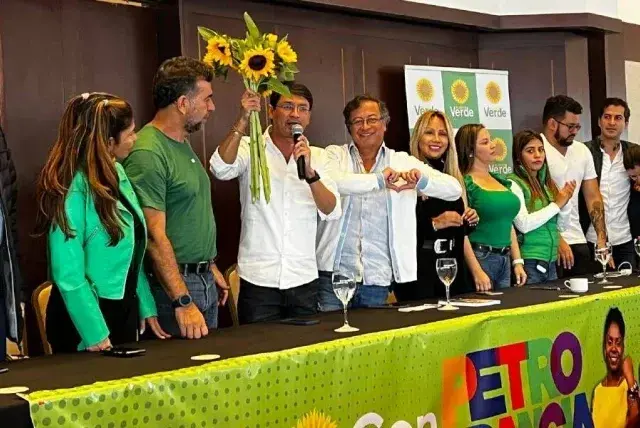 Las versiones encontradas sobre el futuro de Jota Pe Hernández en la ...