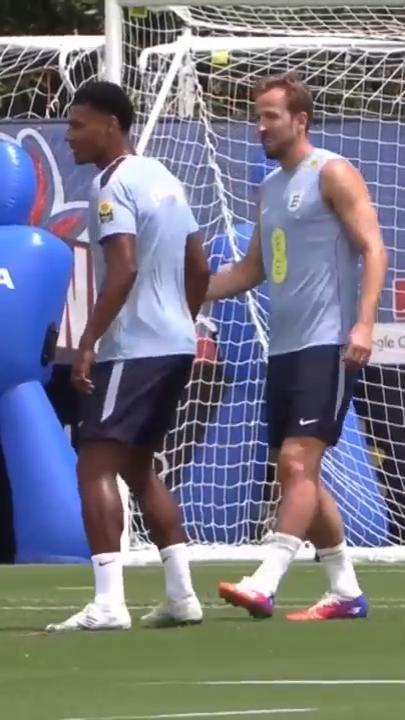 England train in Florida heat