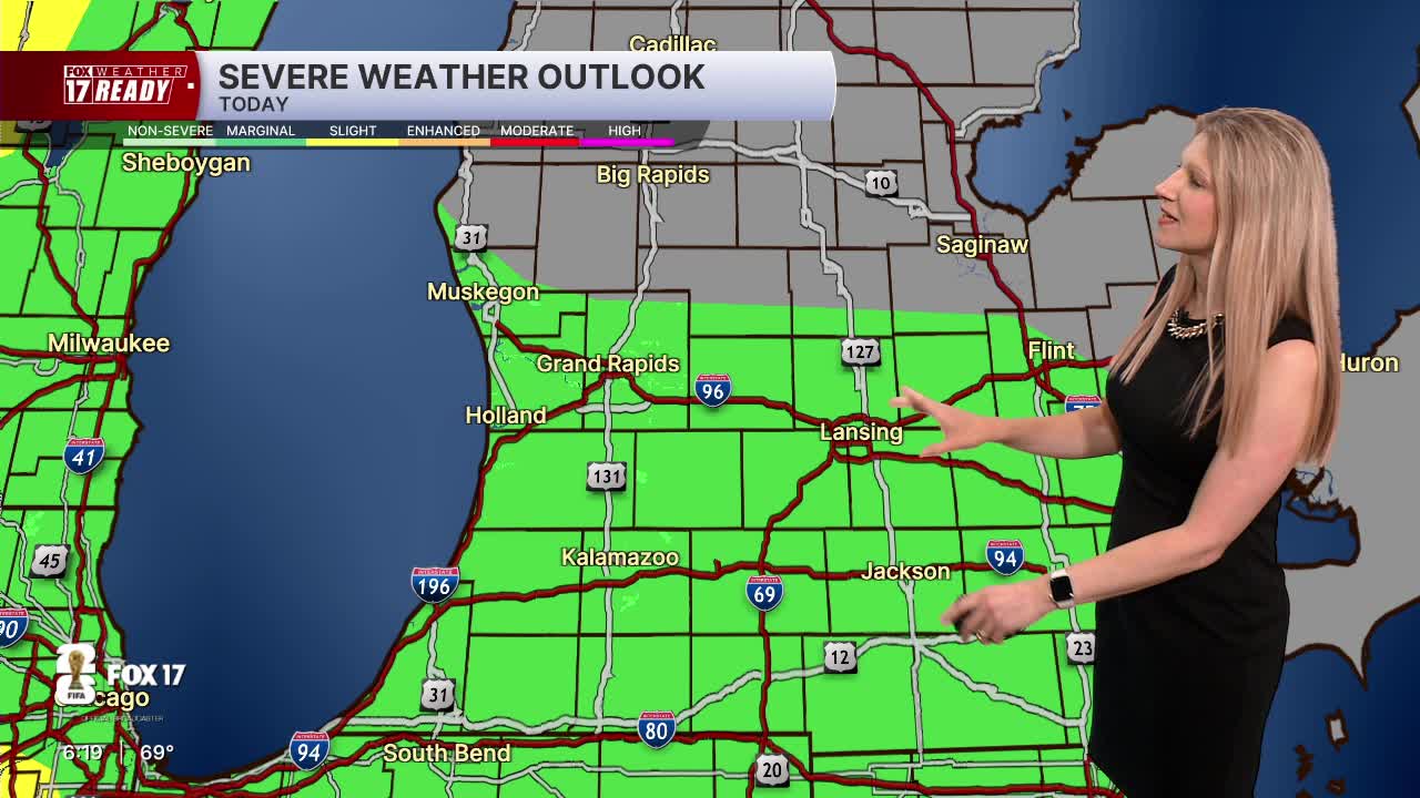 Friday late PM forecast: Rain, iso. strong storms possible overnight