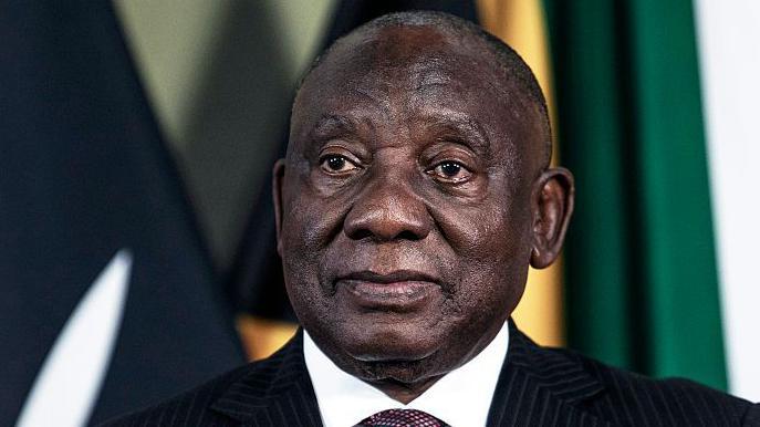 The cash-in-the-sofa saga that just won't go away for South Africa's ...