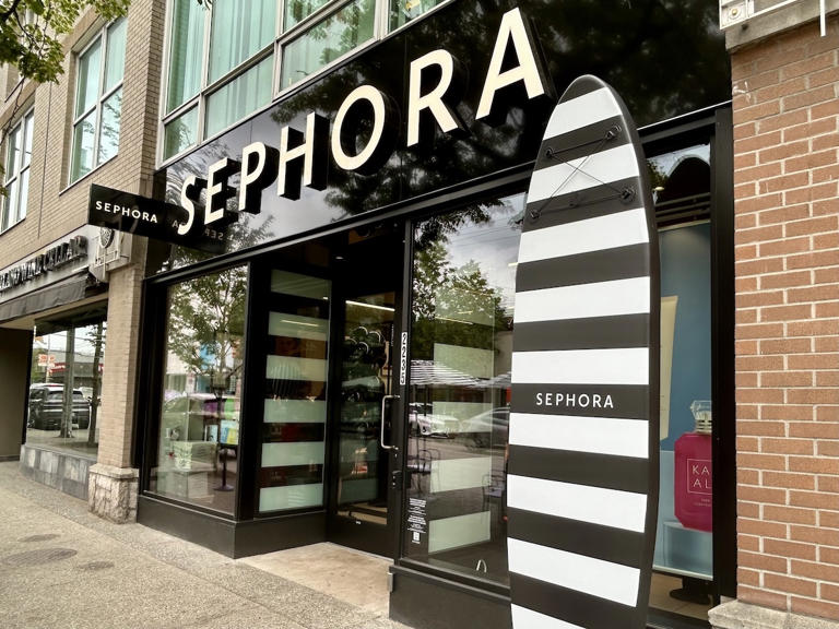 Sephora Canada just opened its smallest store ever — here's what it ...