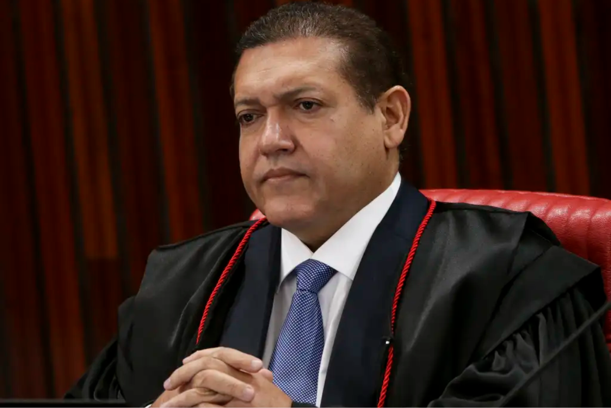 Fachin rejeita pedido para afastar Nunes Marques da relatoria da CPI do ...