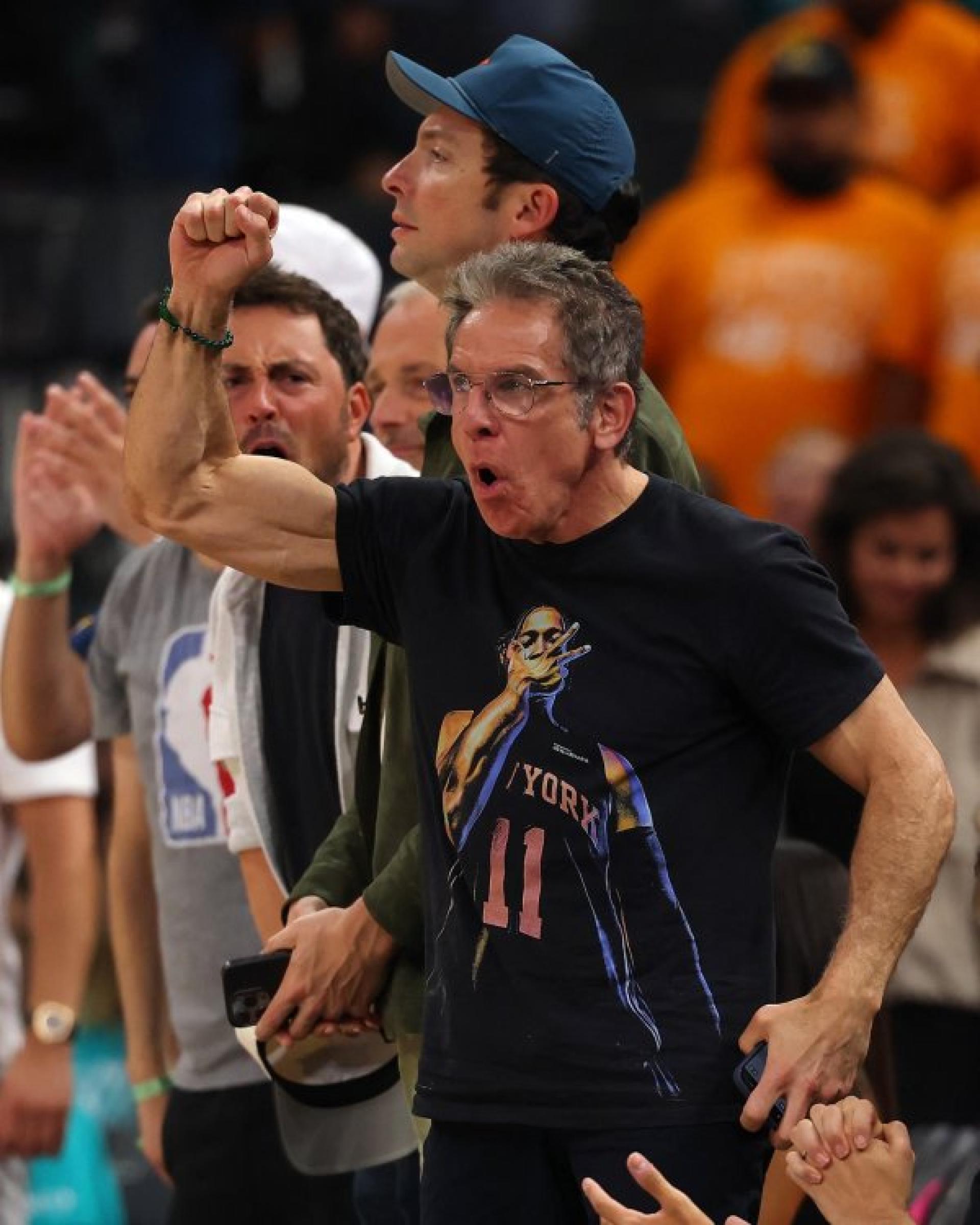Ben Stiller impresses fans with fit look at Knicks game