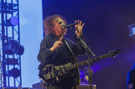 The Cure conquista a todos los públicos con su luz y su oscuridad en el ...