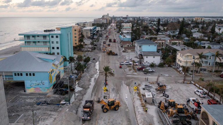 Hurricane Central: Hurricane storm surge