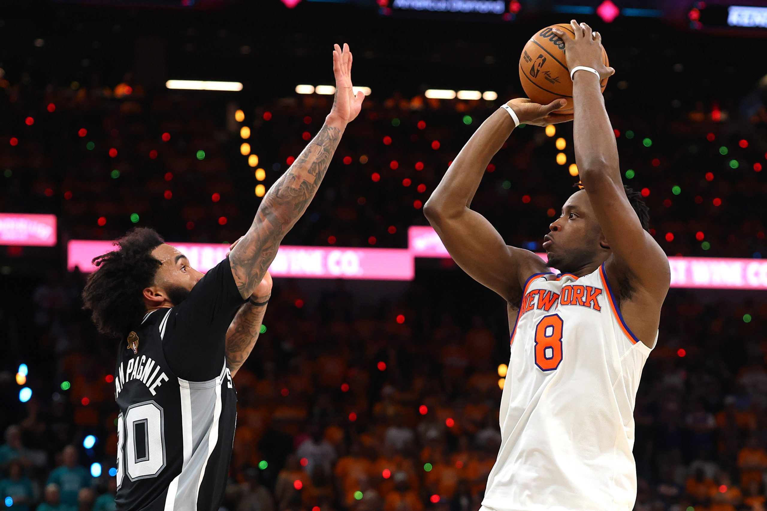 Caesars Sportsbook promo code FOXSPORTSDYW: Bet $1 on Game 2 of the NBA ...