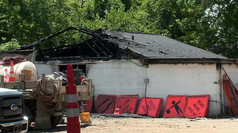 East Nashville house fire leaves garage roof partially collapsed