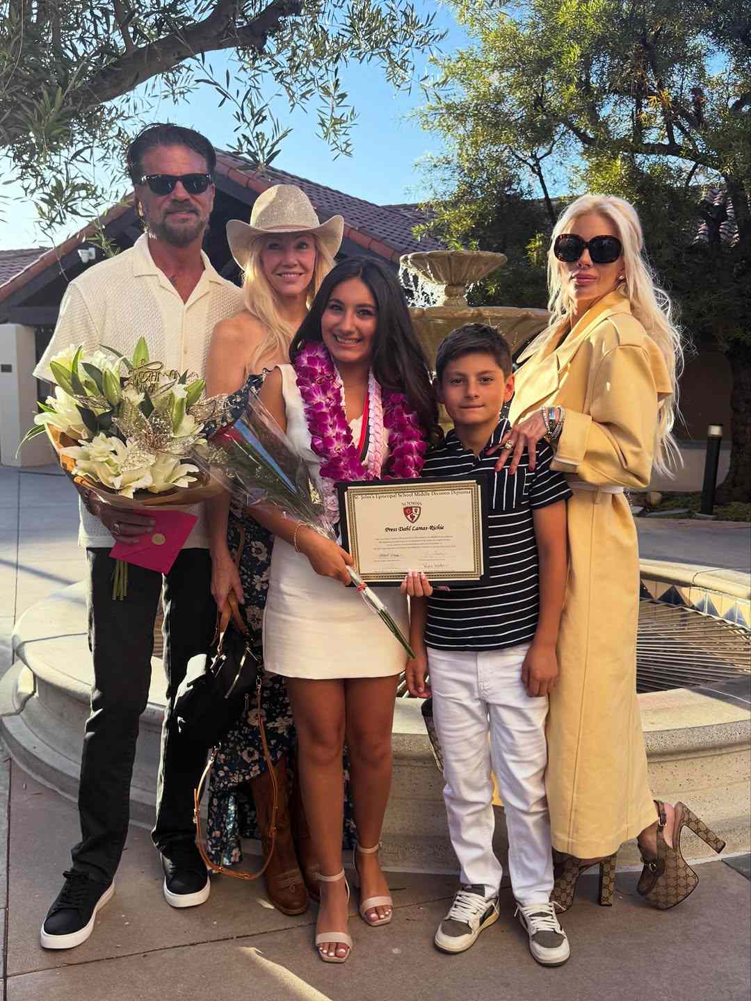 Heather Locklear, 64, cheers on boyfriend Lorenzo Lamas's grandkids at ...
