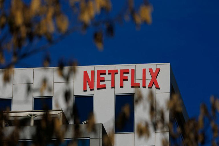Netflix names longtime director Jay Hoag as chairman, succeeding Reed ...