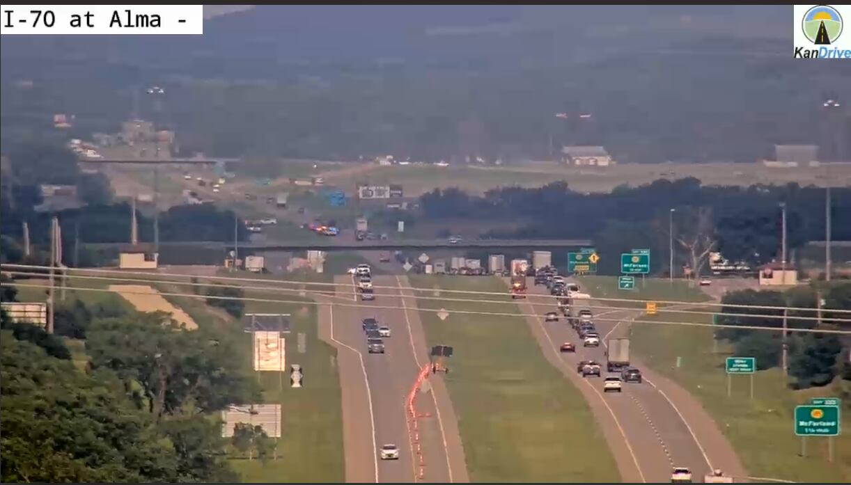 Injury crash closes portion of I-70 near Paxico Friday