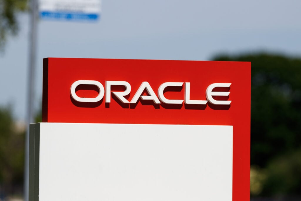 Oracle's AI spending bill keeps growing: Capex could hit $100 billion ...