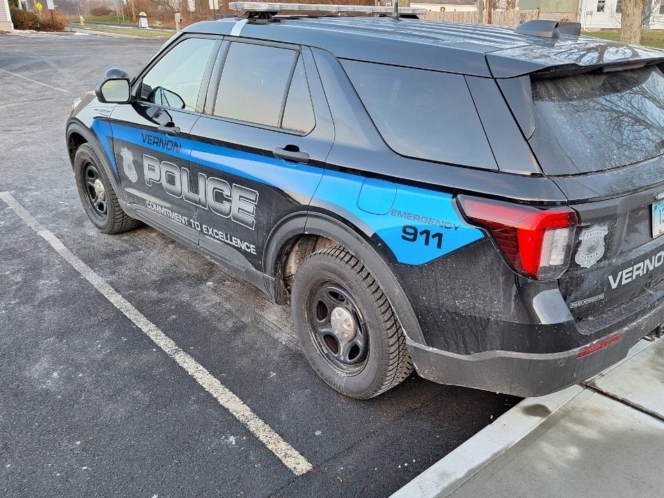 U-Haul brawl: Couple scuffles inside moving truck in Vernon, now facing ...