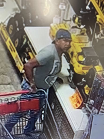 Elk City PD seeks to identify two in theft investigation