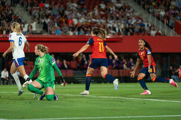 Alexia Putellas’ brace dents England’s bid for automatic World Cup ...
