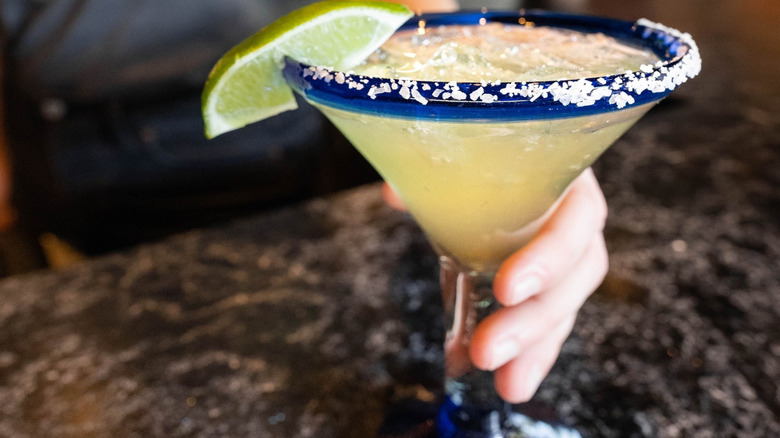 14 best chain restaurant signature cocktails to sip on