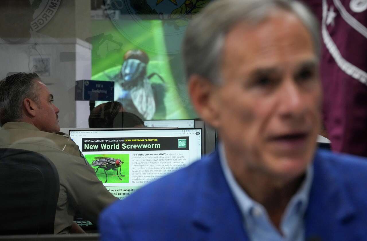 Inside Texas' State Operations Center as officials battle New World ...
