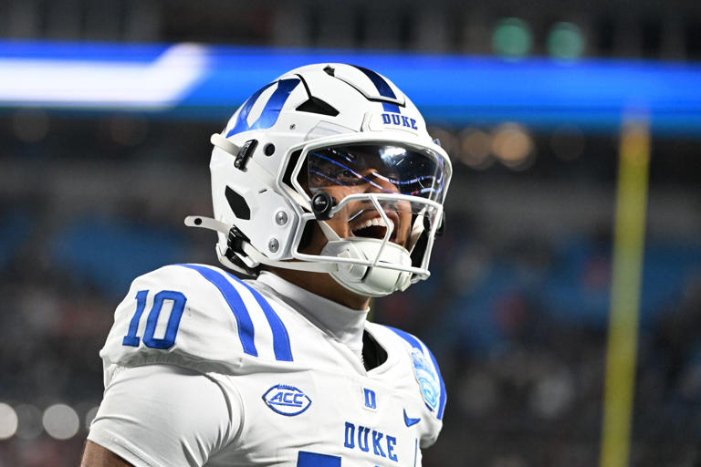 Darian Mensah 2027 NFL draft: scouting report for Miami, QB