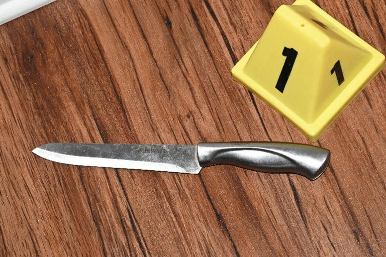 'Heroic': Video shows West Chester police kill man holding knife to ...