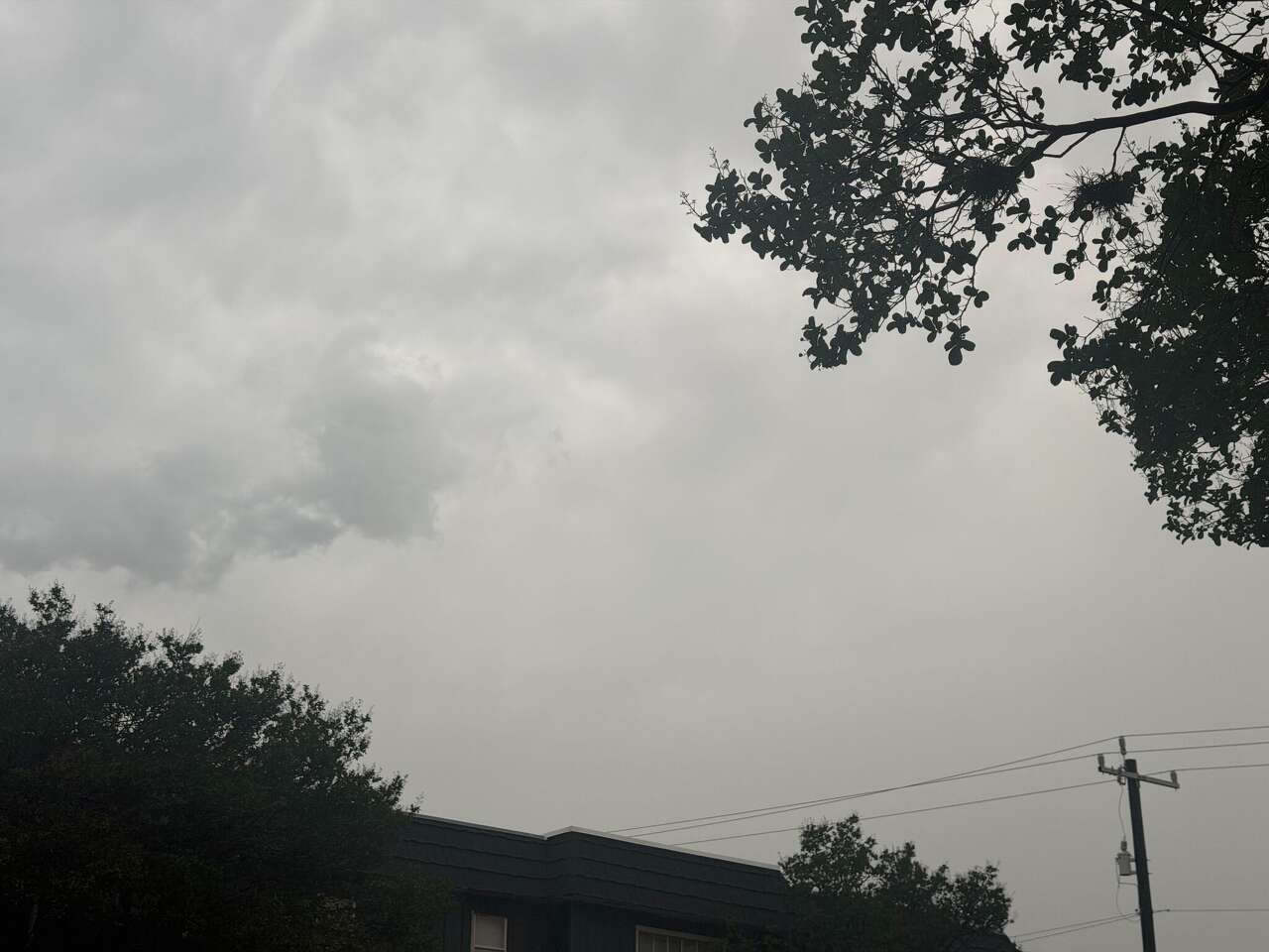 Summer cold front brings heavy rain threat as flood watch issued in San ...