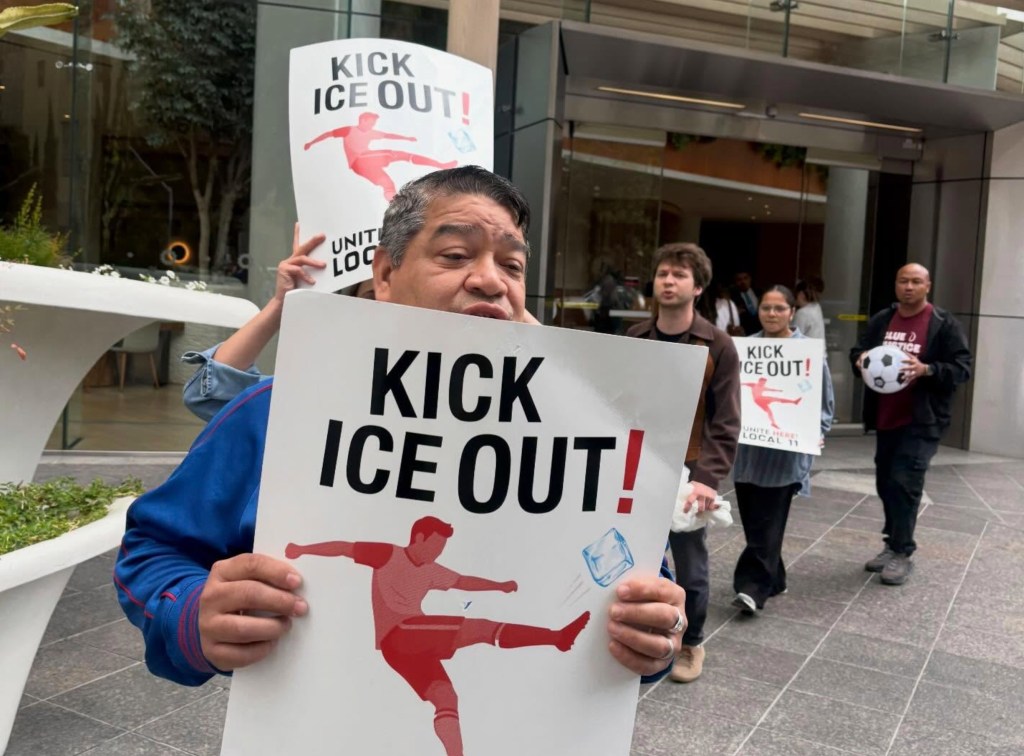 SoFi Stadium workers announce strike days ahead of World Cup
