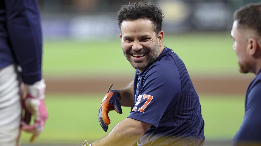 Even Jose Altuve surprised by his quick return to Astros lineup