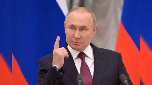 Putin dismisses Zelenskyy's meeting proposal amid ongoing conflict