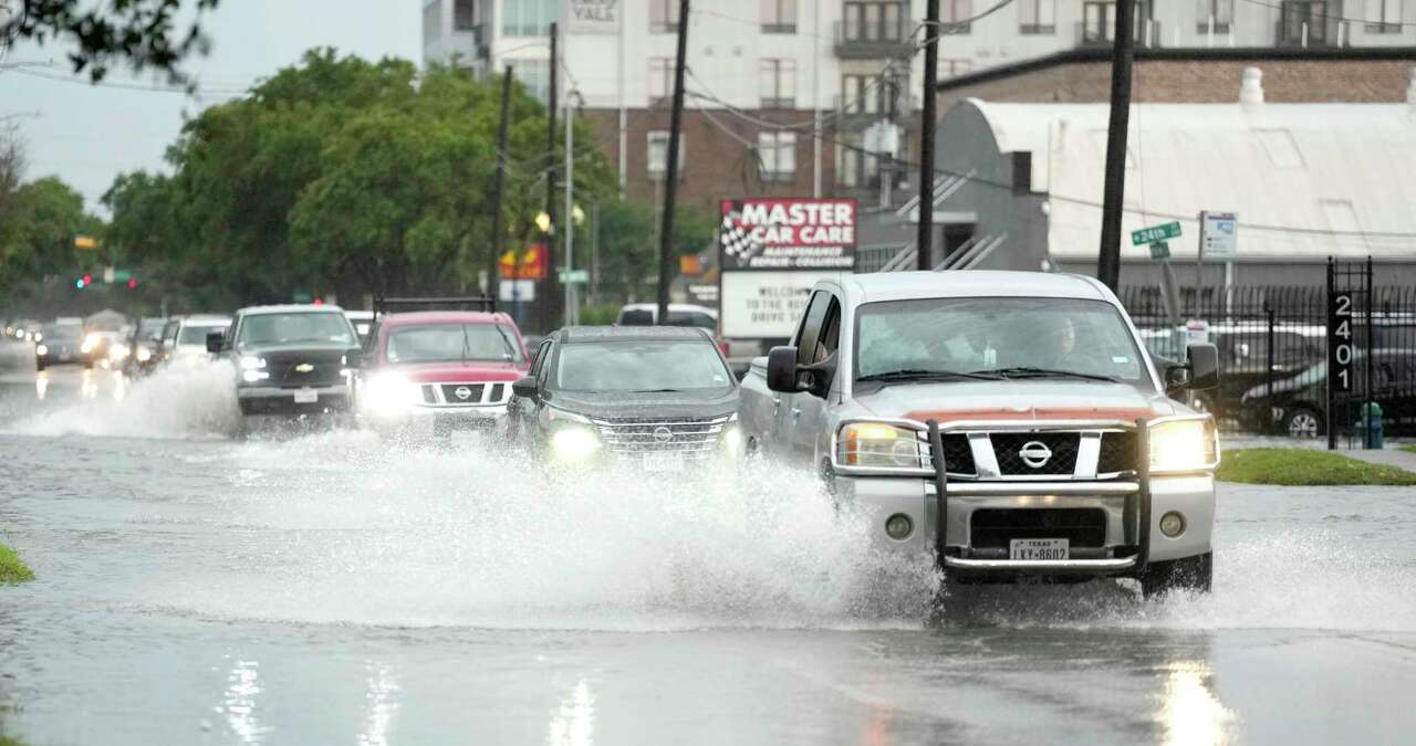 Houston flash flood warning: Here's where drivers may encounter high water