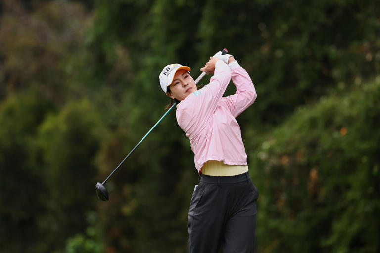 Jeon In-ji, 1 stroke behind, chases second US Women’s Open title