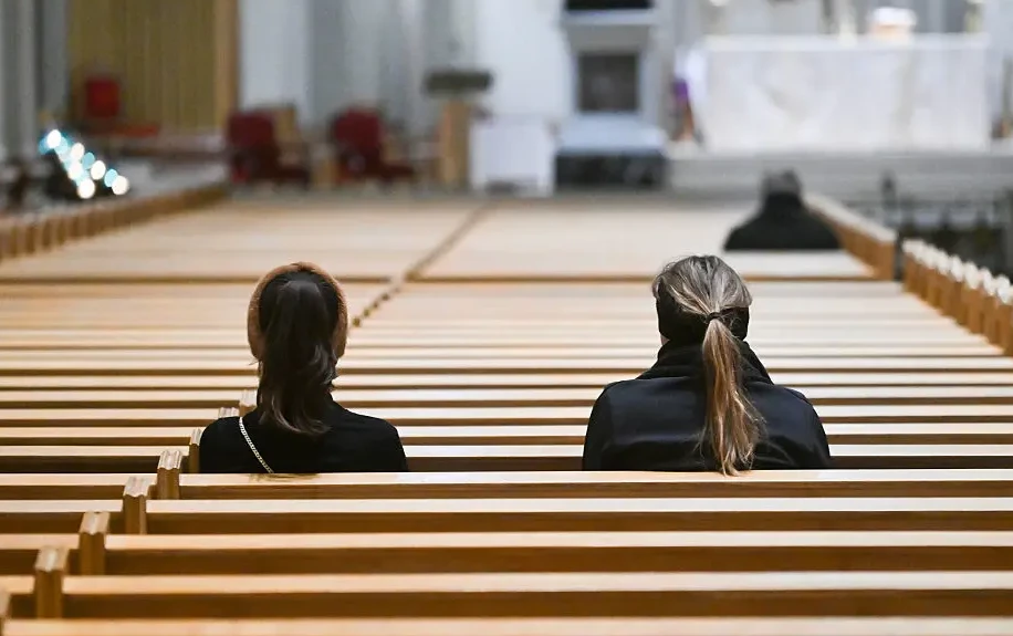 Report links regular faith practice to better health