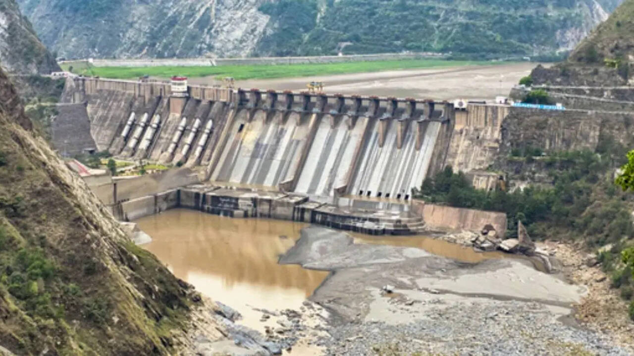 Tense Pakistan says Chenab-Beas tunnel 'grave violation' of Indus ...