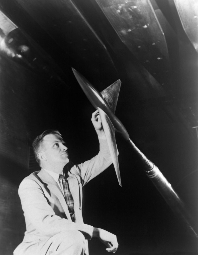 Pioneers of Aeronautical Engineering: Richard Whitcomb – The Father of ...