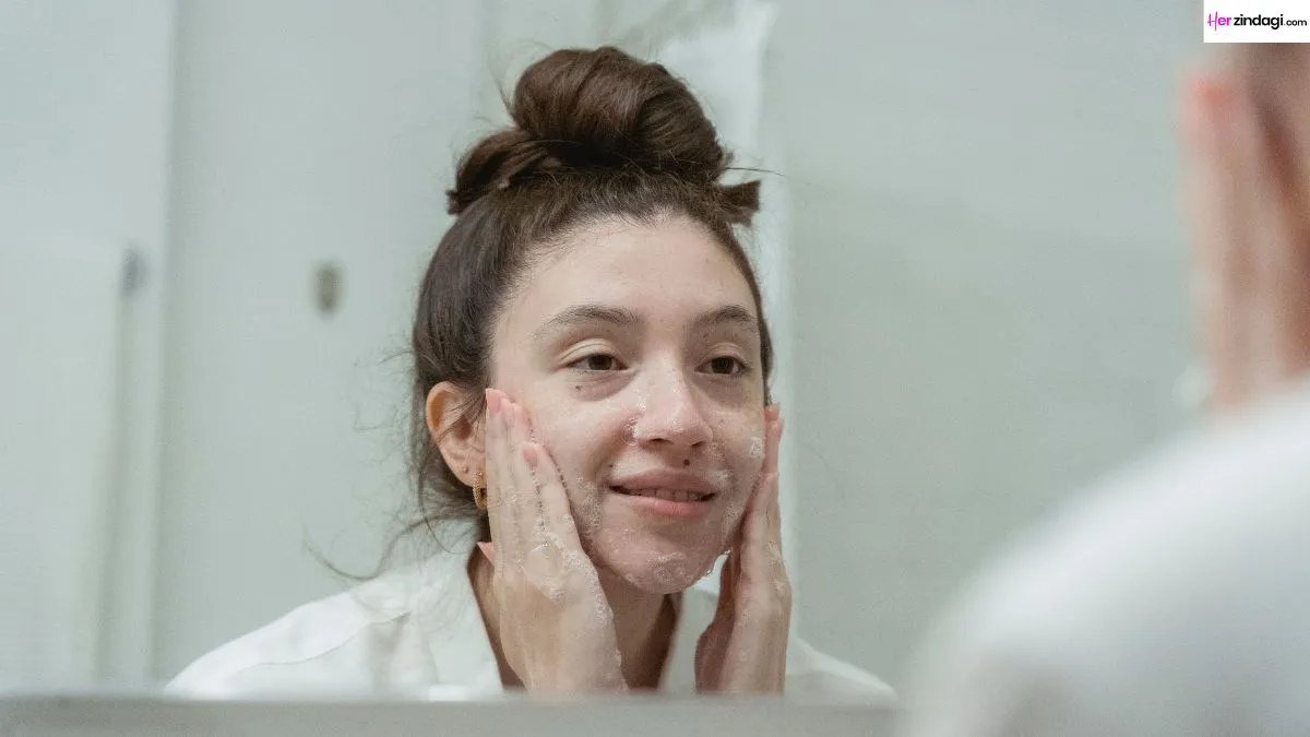 7 best oily skin cleansers for acne-prone skin