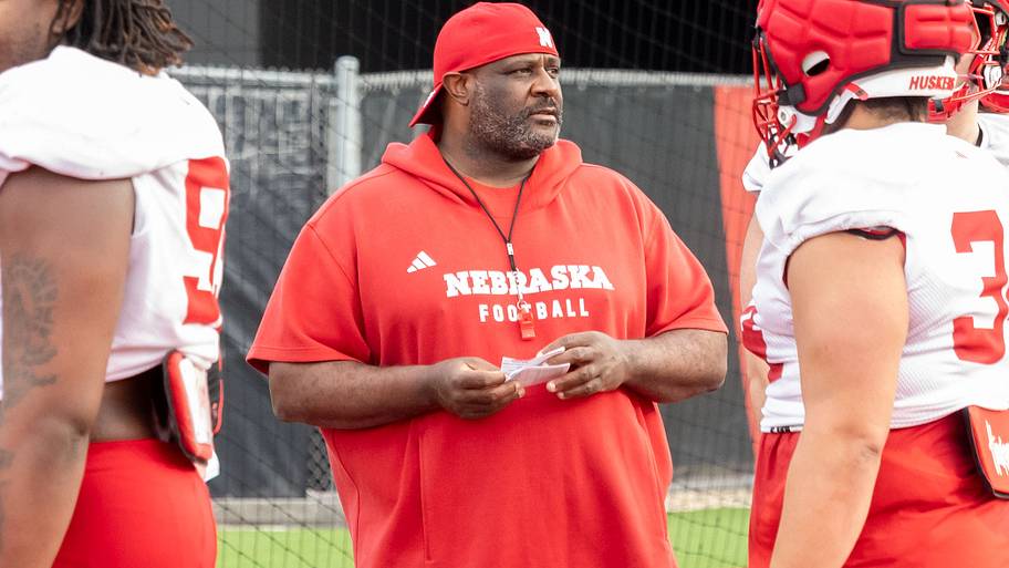 Three-star defensive tackle Errol Demontagnac commits to Nebraska over ...